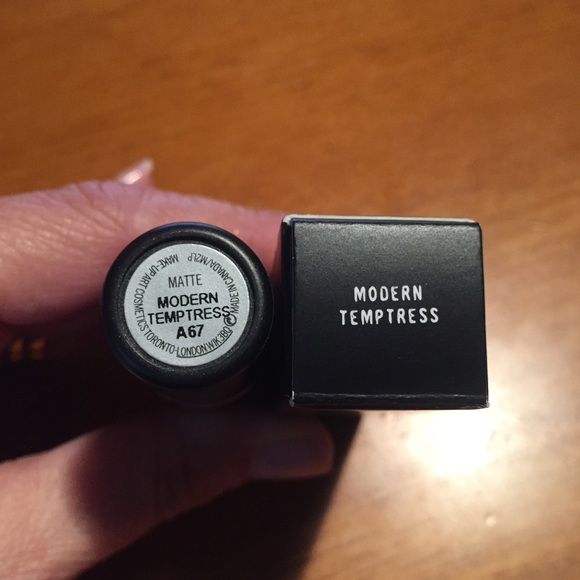 MAC Cosmetics | Makeup | Mac Matte Lipstick Modern Temptress | Poshmark